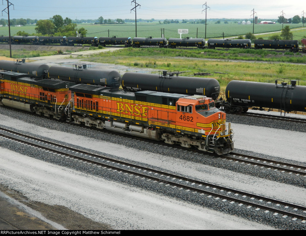 BNSF 4682